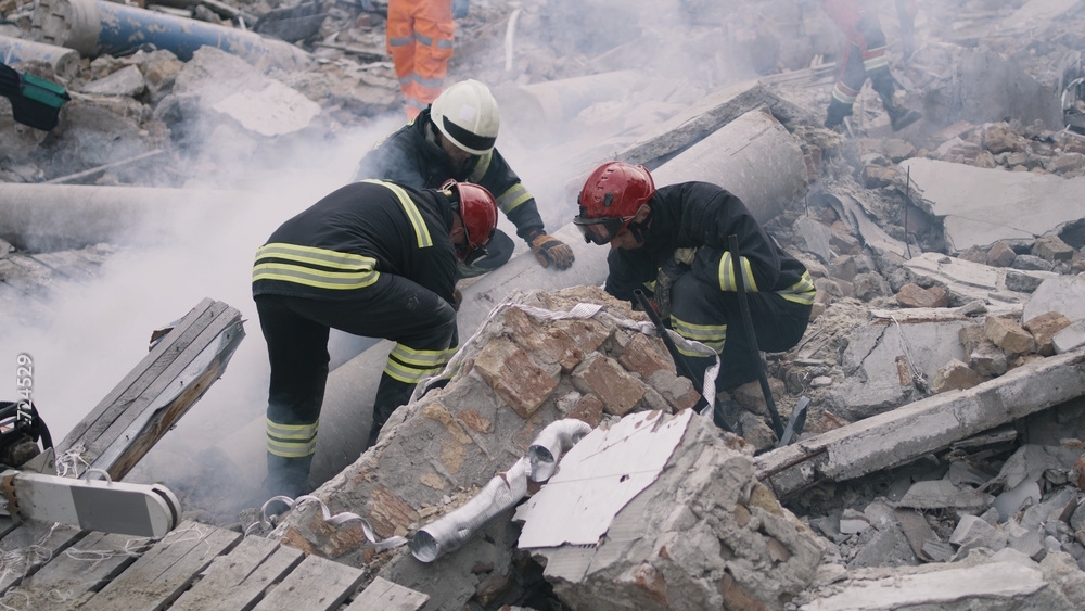 Engineering for Disaster Resilience: How to Build Communities to Brave ...